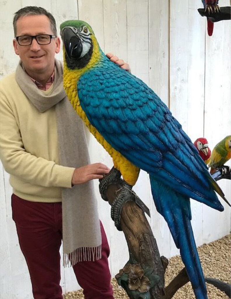 Bronze Sculpture Blue Macaw Parrot Art | Avant Garden Bronzes