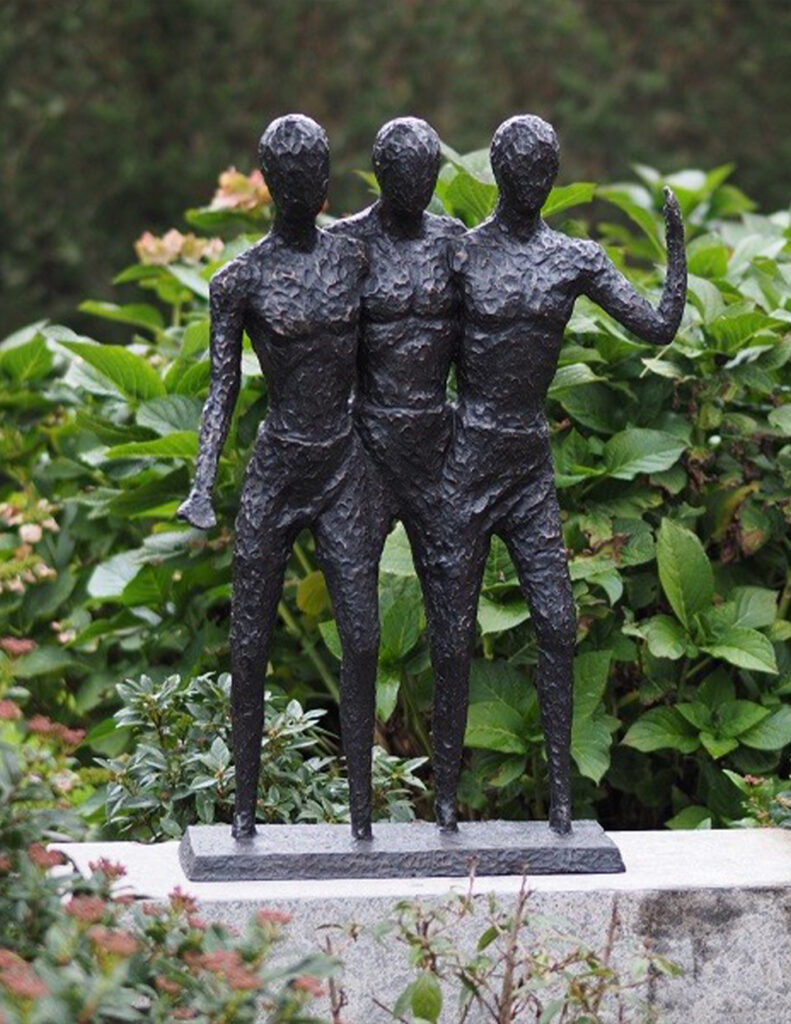 Solid Bronze Best Friends Sculpture Art | Avant Garden Bronzes